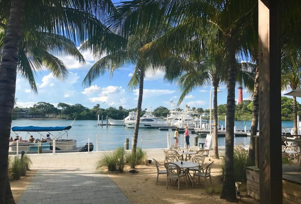 Jupiter Location Guide - Gulf Stream Boat Club